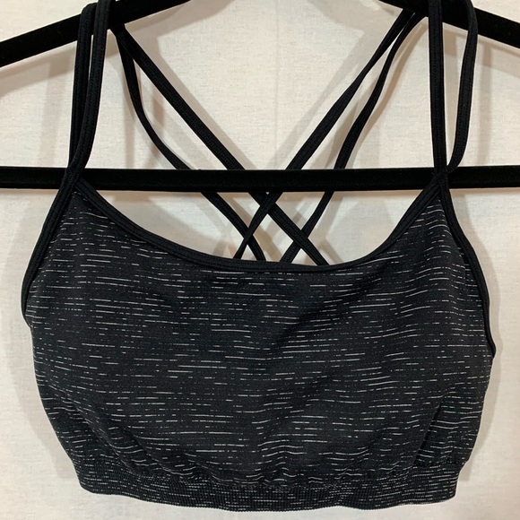 Fabletics | Intimates & Sleepwear | Fabletics Sports Bra Size Medium ...
